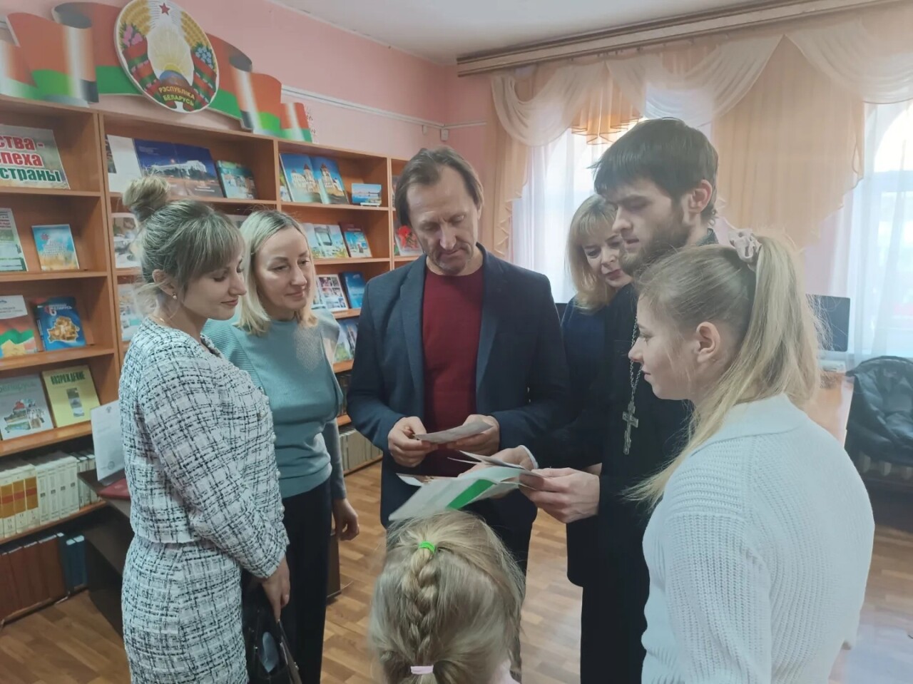 Беседа со священником о православных традициях и семейных ценностях ...